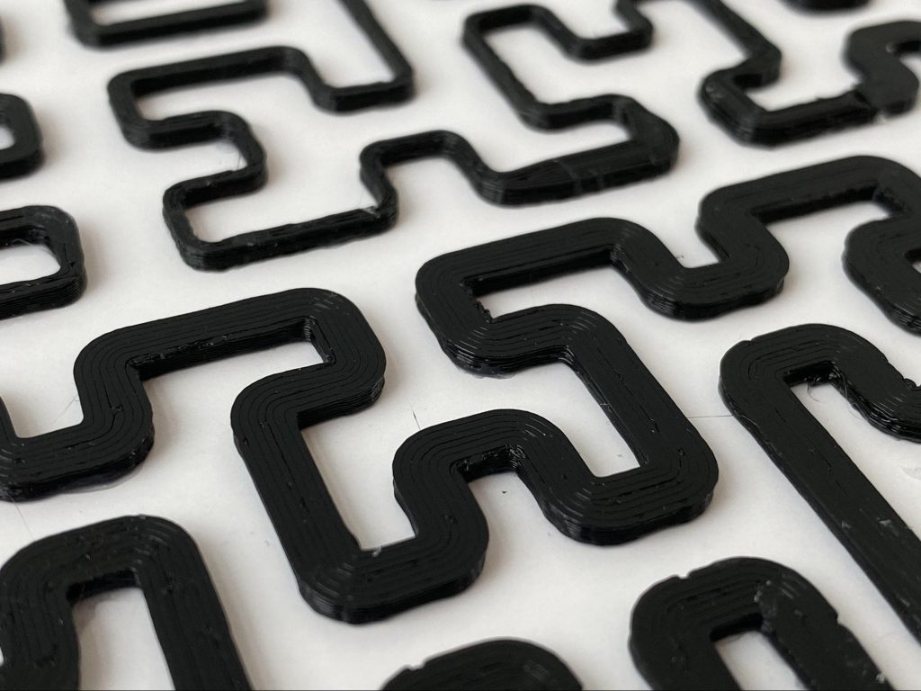 Emergence of Hilbert – Illustrating Mathematics